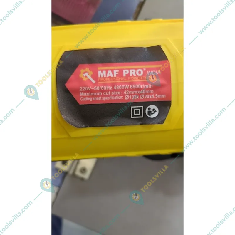 MAF PRO 4800 Watt 6500 r/min Wall Chaser Machine with Accessories